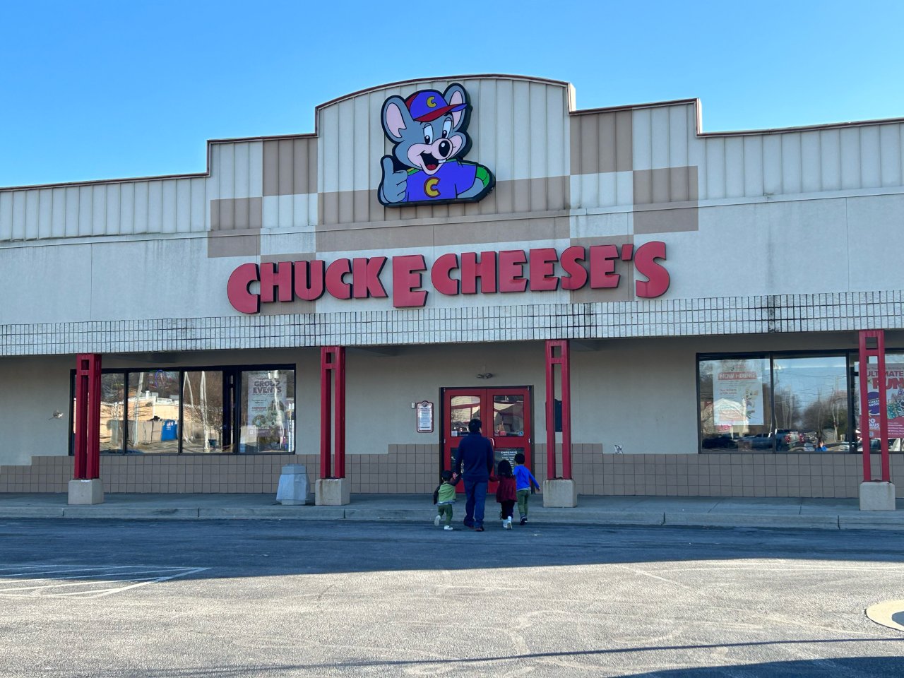 亲子好去处～ Chuck E cheese，玩到不想走🫣 | 社区旅行精选