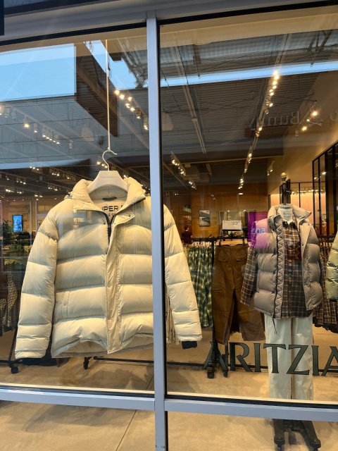 Aritzia | 社区精选