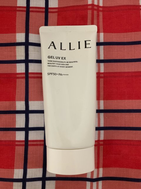 Allie防晒霜🧴 | 社区精选