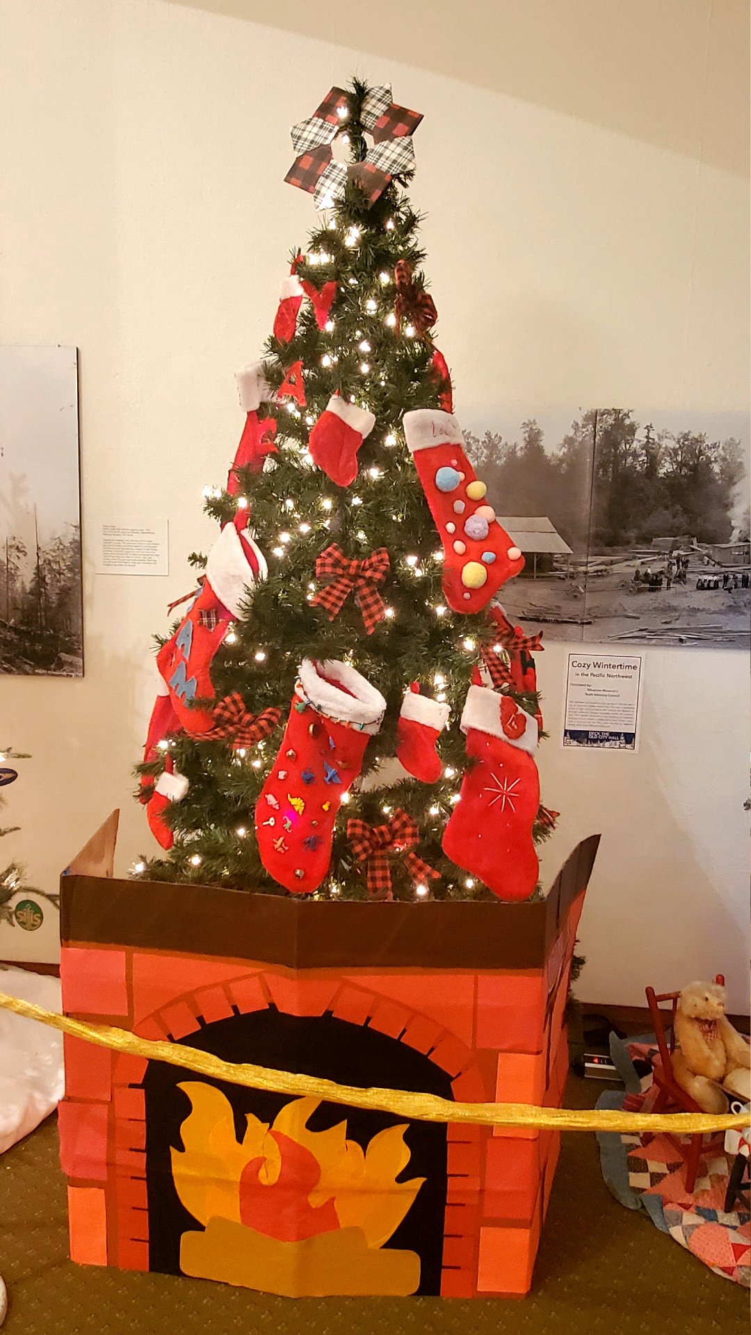 Whatcom博物馆|创新各异圣诞树主题装扮大集合展