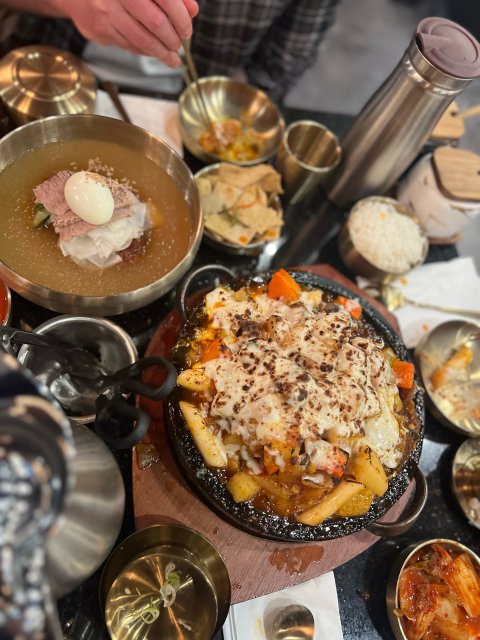 火遍湾区的韩料Deaho来西雅图了 排队快4小时 | 社区美食精选