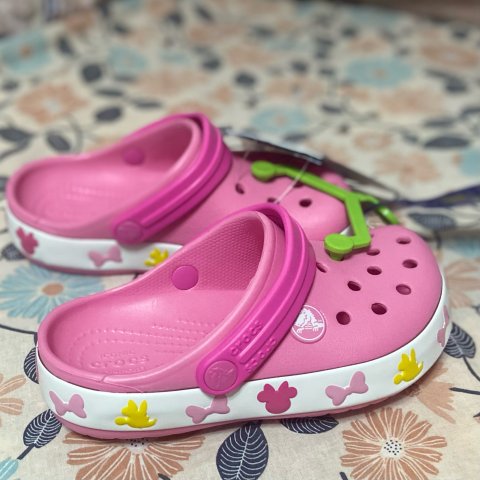 🍂1 crocs | 晒晒圈时尚精选