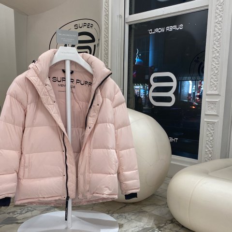 Aritzia Super World | 社区校园生活精选