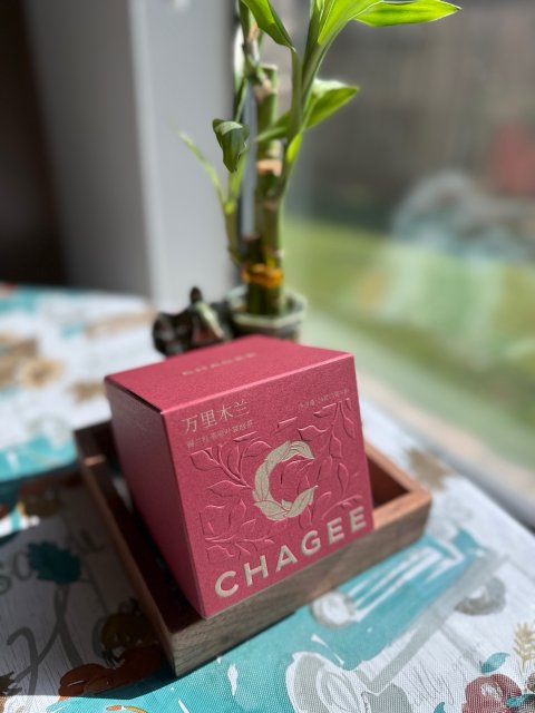 茶香四溢，醇厚顺滑——全美首发的霸王茶姬万里木兰锡兰红茶 | 社区美食精选