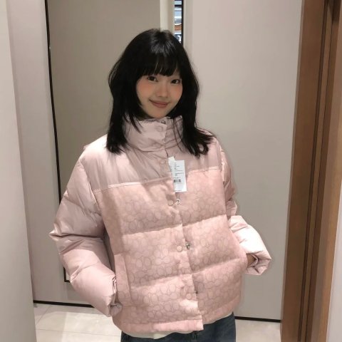 Signature Down Jacket Signature 羽绒夹克 820.00 超值好货 | 加拿大省钱快报