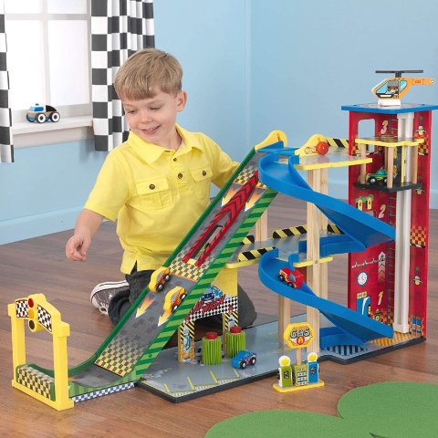 KidKraft Mega Ramp Racing Set with 5 Vehicles and Moving Elevator